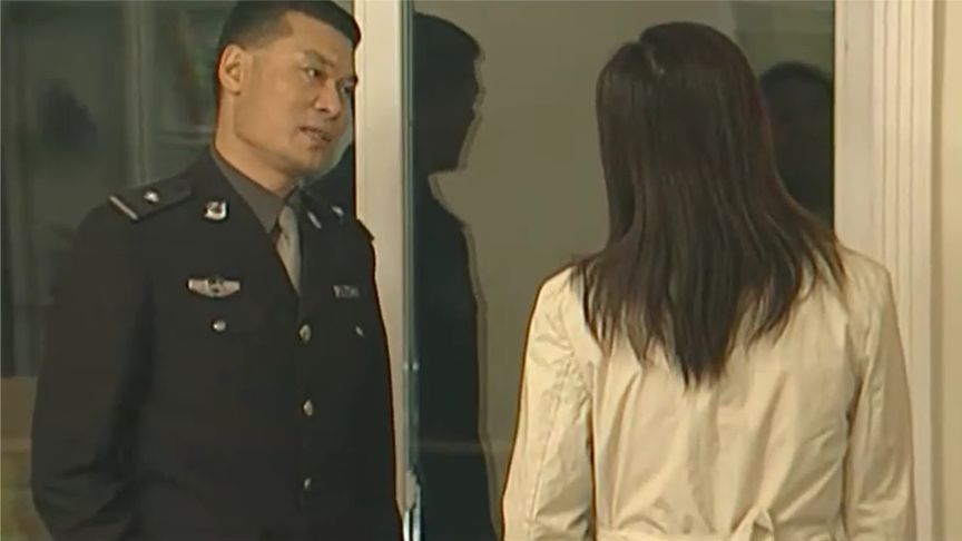 绝不放过你:吴梦准备逃离,不料被陈一龙发现,被堵了回来