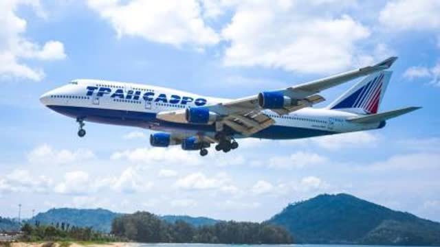 飞机遇上空难只能等死?普通人飞机上使用降落伞,结果太悲催了