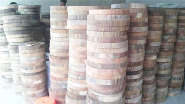 家里使用的菜板是用什么树的木材.