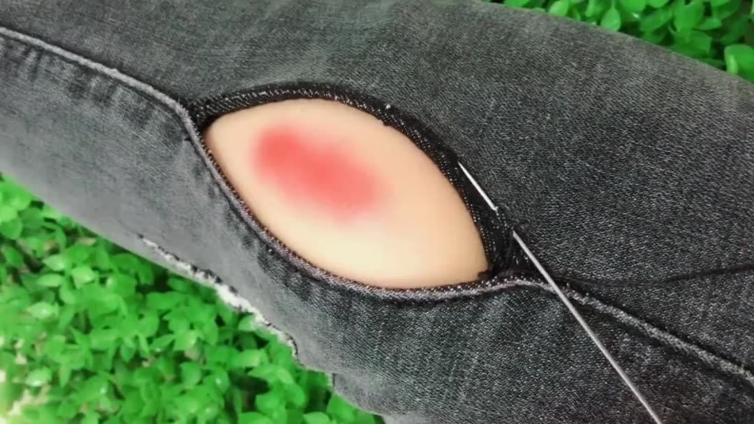 牛仔裤破洞了不要扔,巧手姐姐教你各种花式缝补裤子的方法!