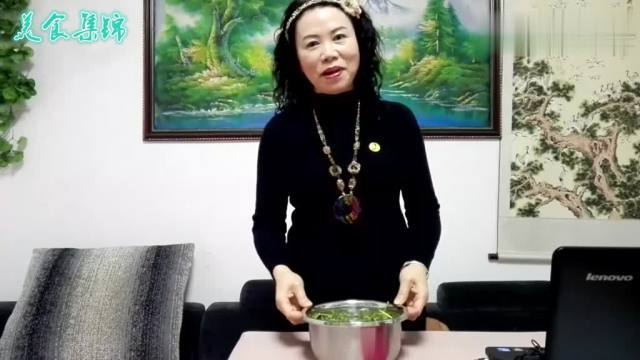 三月三,女神烹饪荠菜煮鸡蛋,你吃了吗?