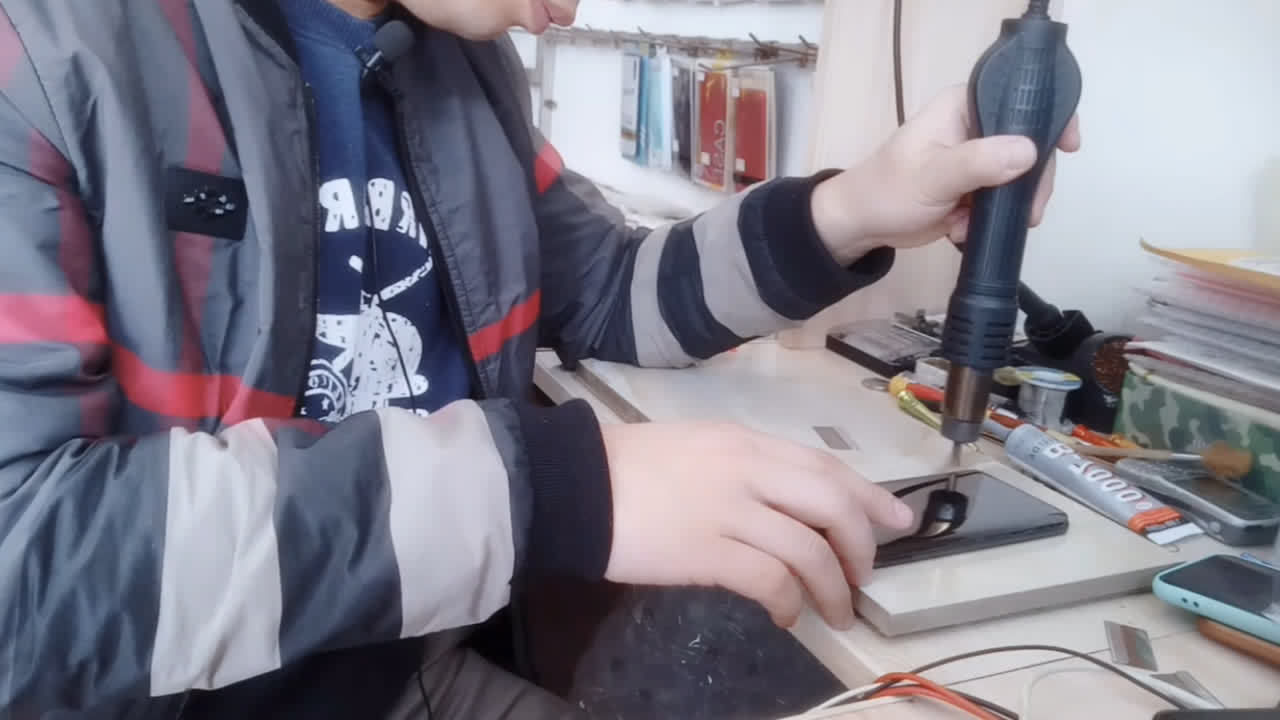 华为mate20换原装屏幕,华为手机...