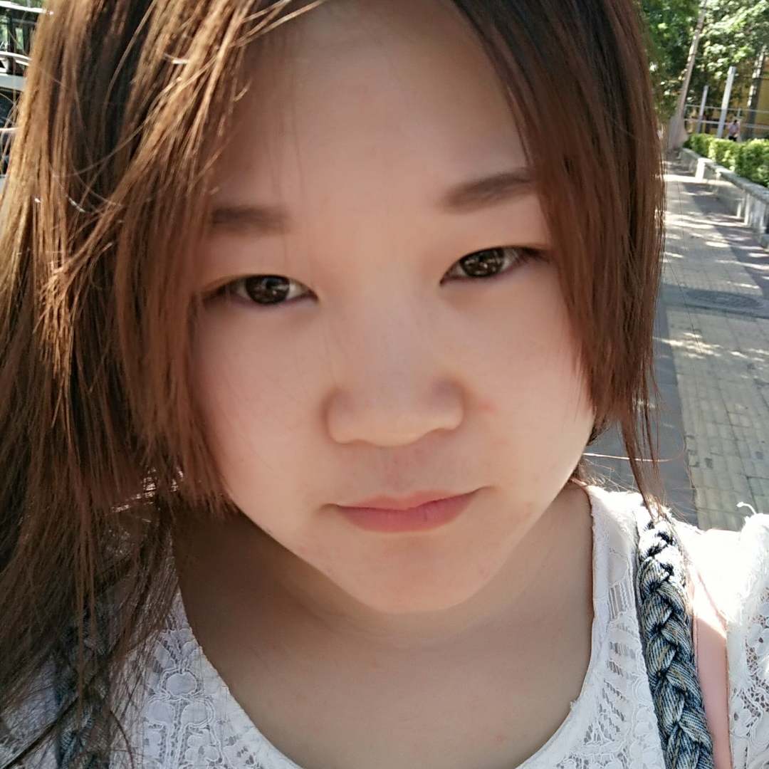 加菲1479205648876947 