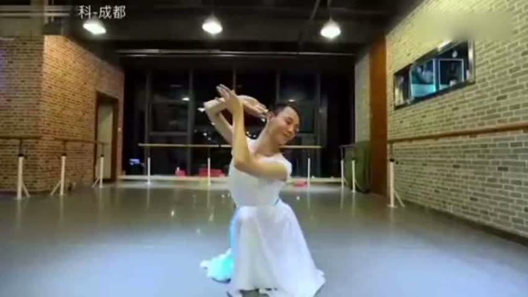 古典舞《昙花》月下美人婀娜来