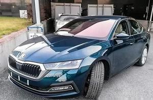 斯柯达全新明锐实车曝光 设计更豪华/配双液晶仪表 下半年上市