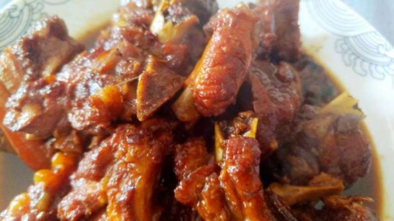 红烧排骨的家常做法,掌握这几个技巧,简单又好吃!