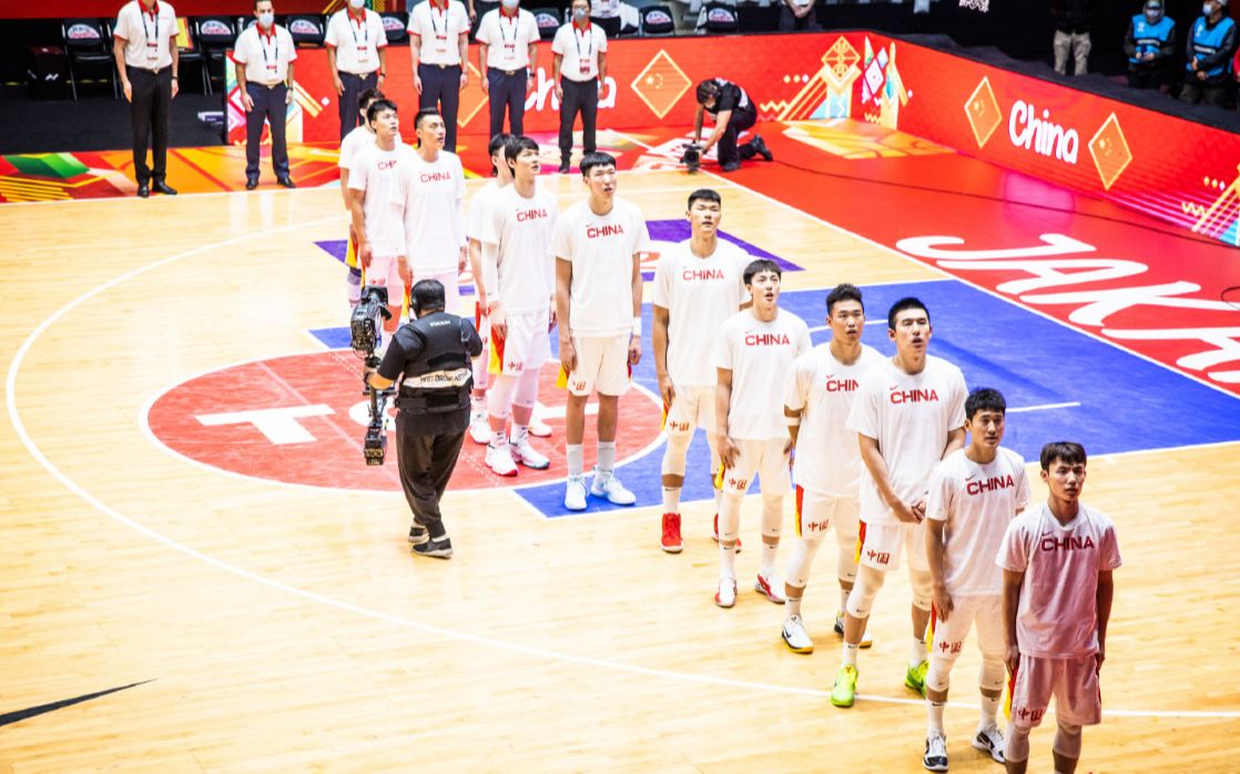 CCTV5直播!中国男篮VS伊朗,洋帅打造最强阵容,胡明轩或被弃用