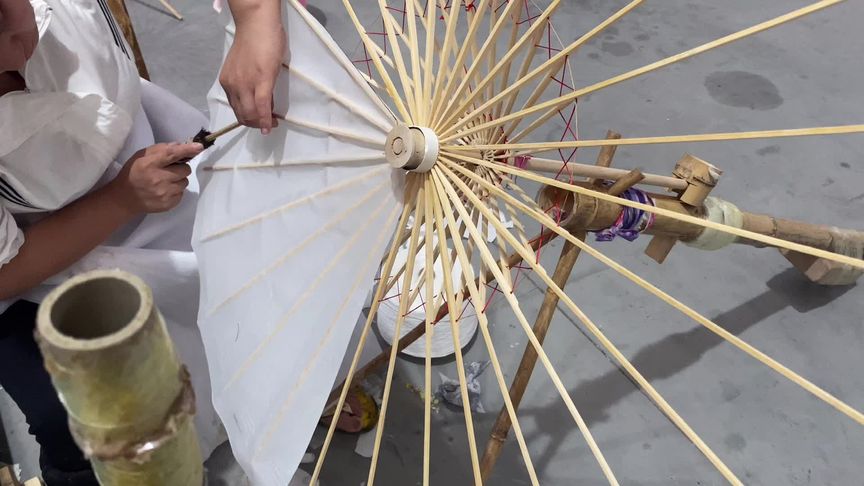 #油纸伞安利 #油纸伞制作过程 #传统手艺