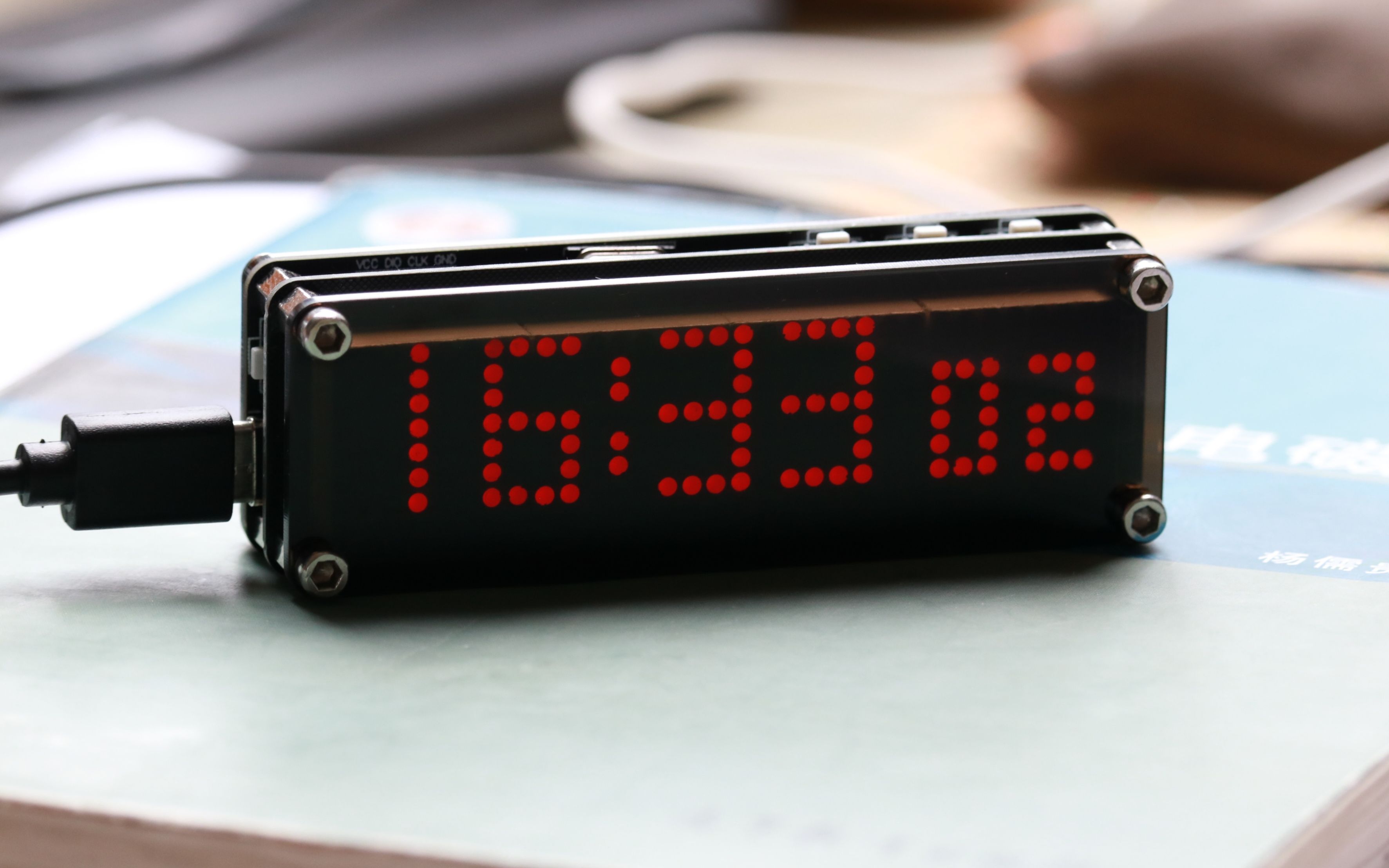 【LatScrClock】全开源,一个基于STM32的点阵屏时钟