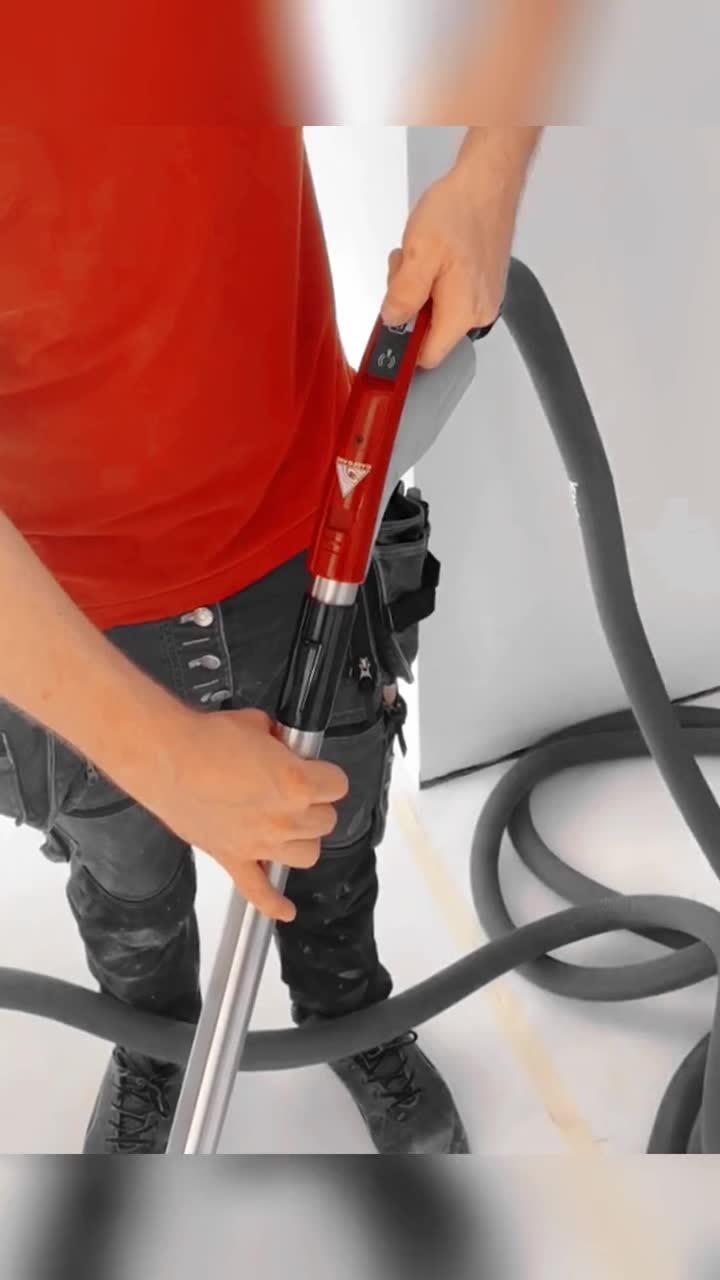 新型家庭墙壁式吸尘器,可以在每个房间留一个口