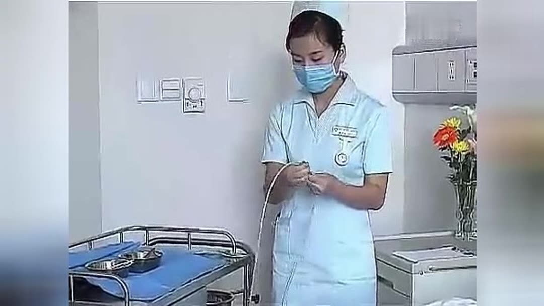 50项护理操作技术14——经鼻腔、口腔吸痰法_标清