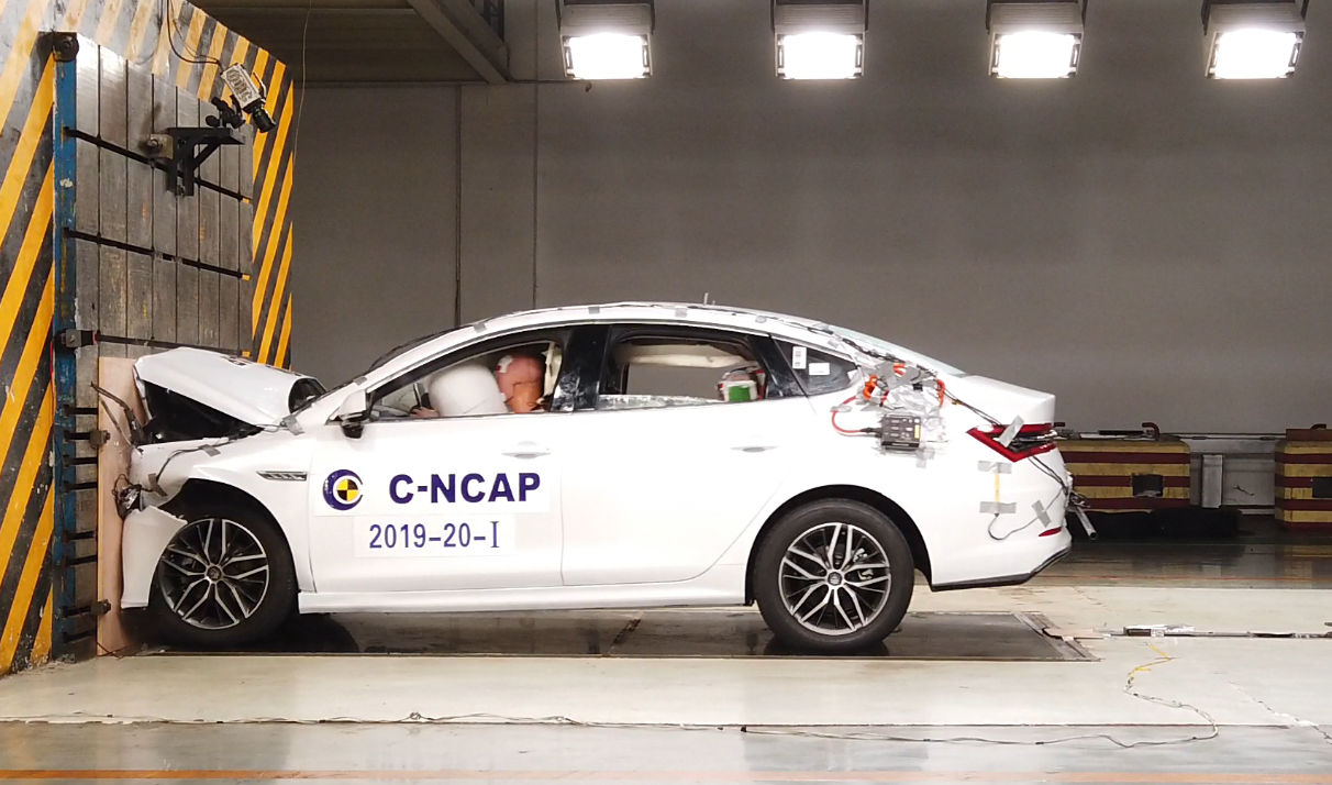 比亚迪秦Pro EV安全性如何?且看C-NCAP碰撞试验(正面碰撞)