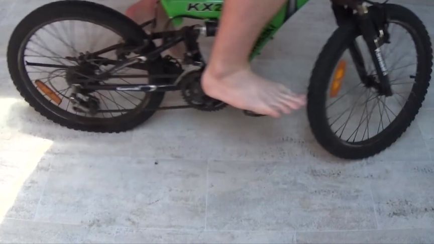 如何正确安全骑自行车