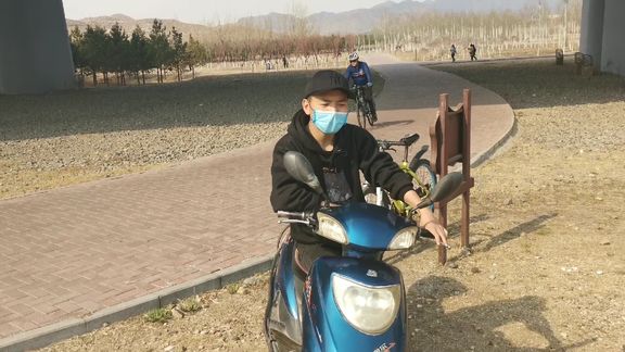 评测60块钱的电动车!