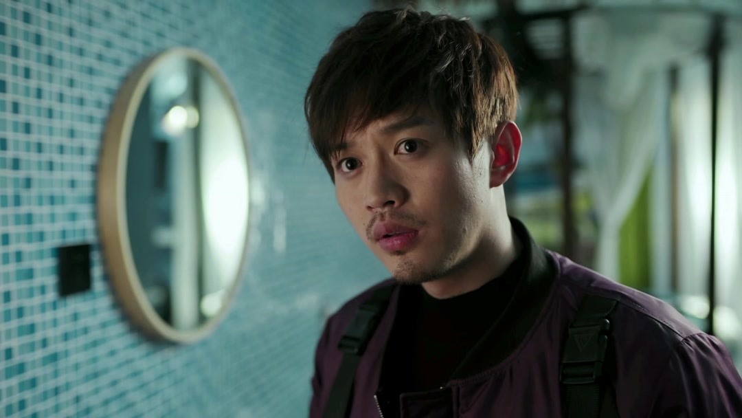 《伪钞者之末路》夏炎一大早就被敲门声吵醒 打开门看到她都惊了