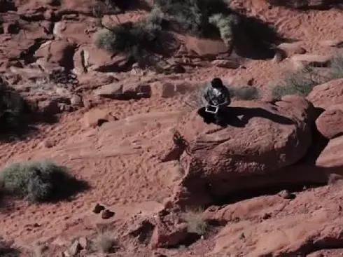 AR.Drone 2.0 全新功能!