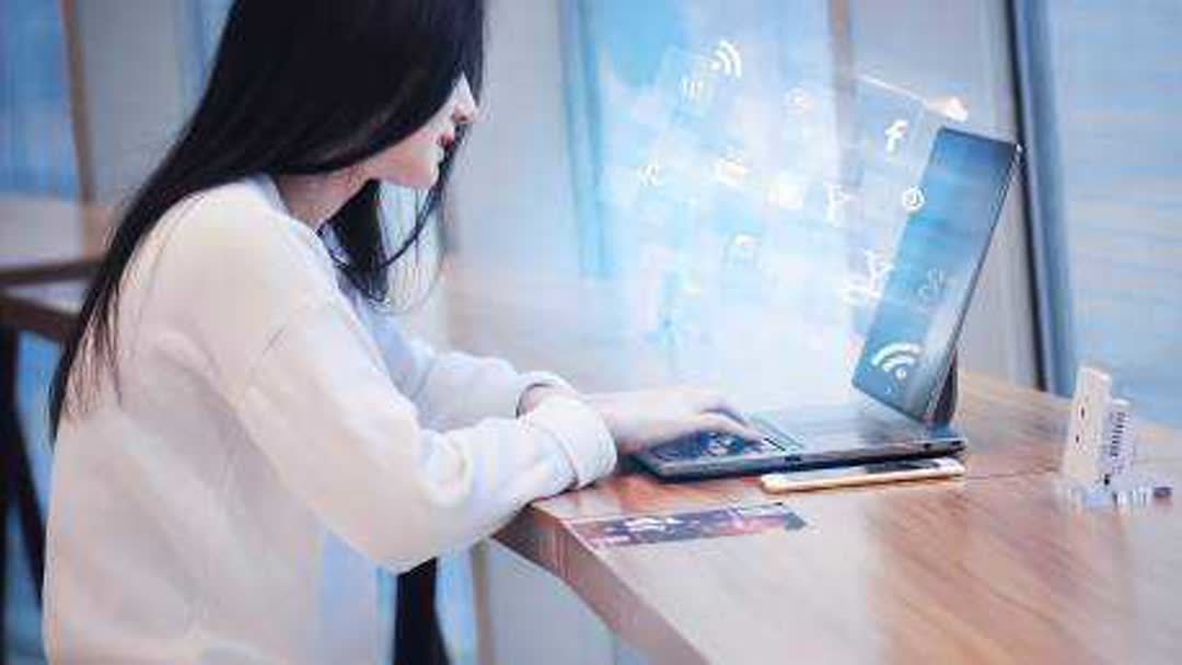wifi网速慢怎么办？别急着换路由器，一个简单的方法，立马解决