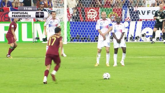 经典:当世娇子VS一代传奇,2006年世界杯,C罗罚球,齐祖是人墙