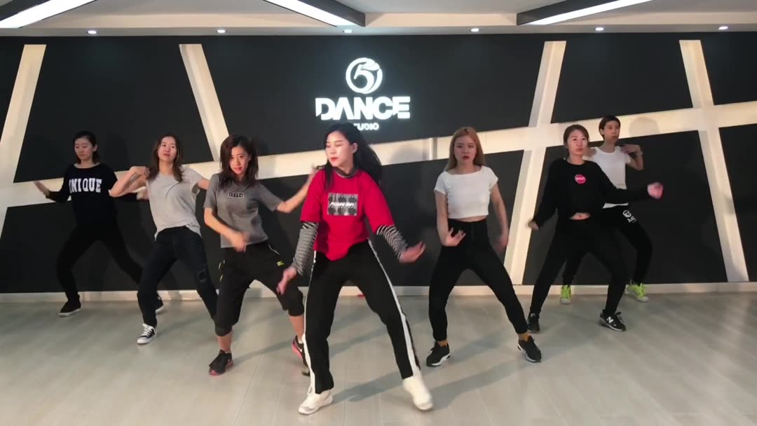 简单年会舞蹈好看零基础