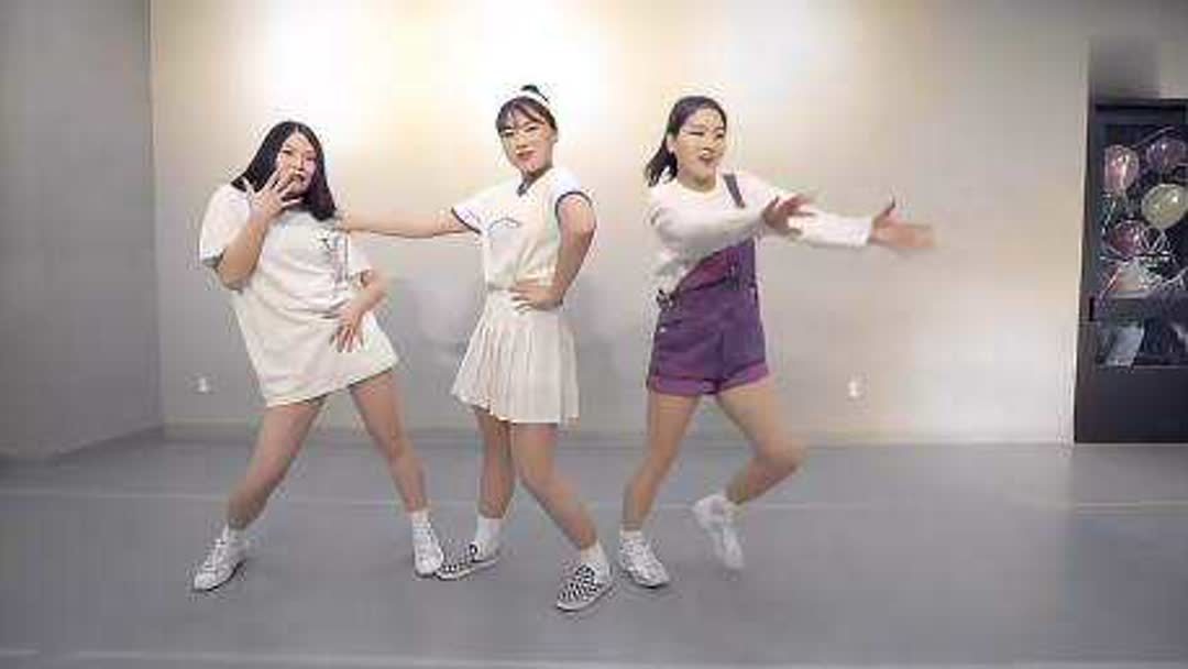 可爱的妹子,可爱的舞蹈