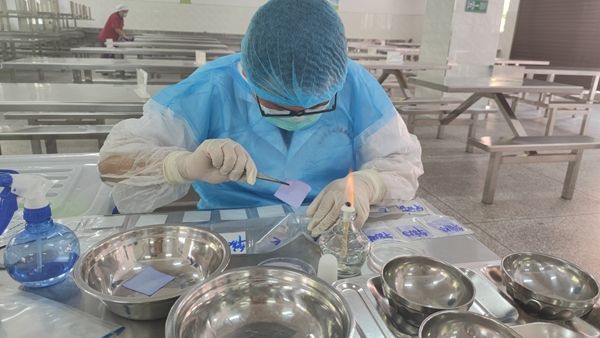 vlog丨直击学校食堂后厨!邵阳市市场监督管理局开展校园食品安全“保...
