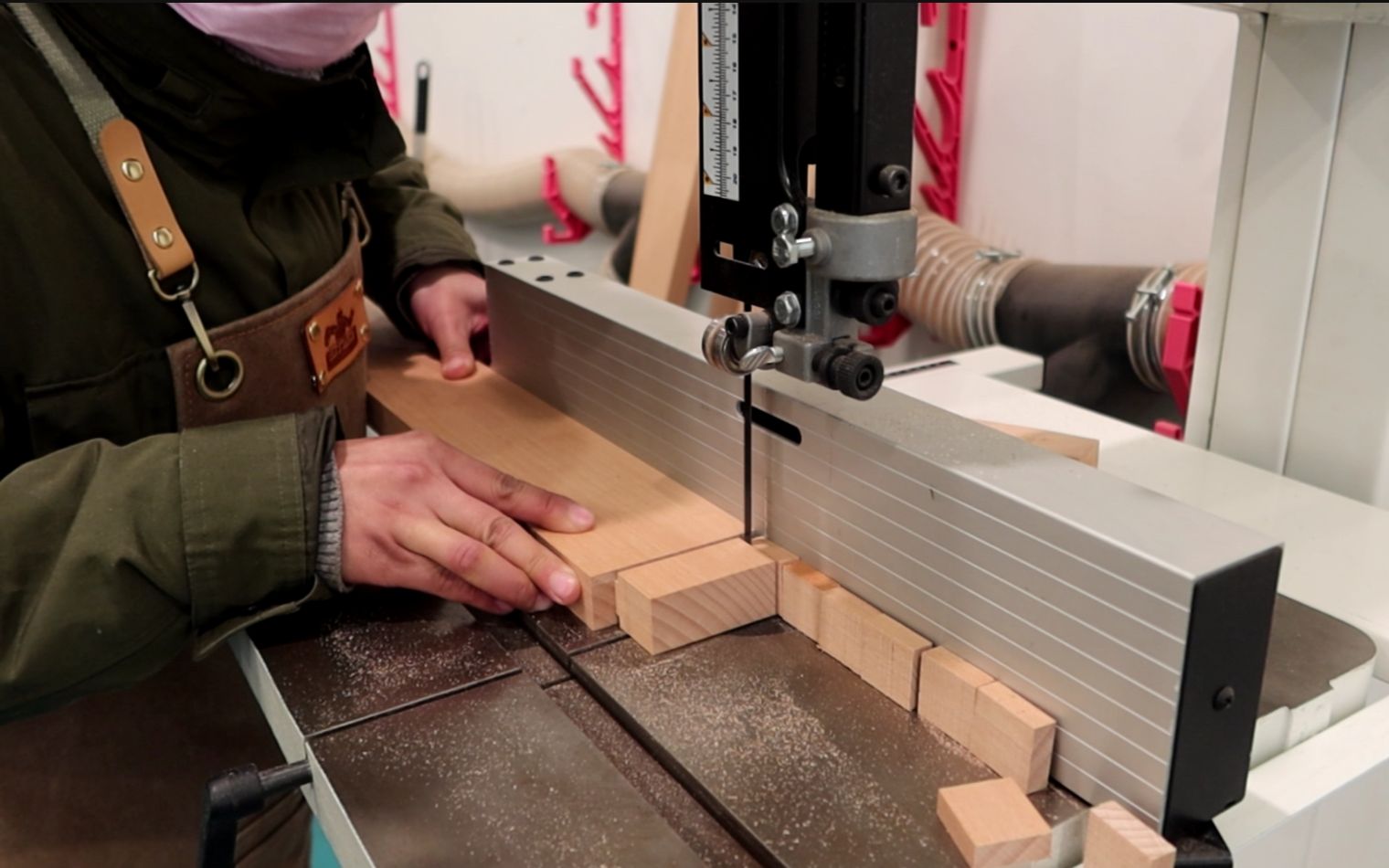 人生第一件大木工,火娃做了一张超级大的桌子!