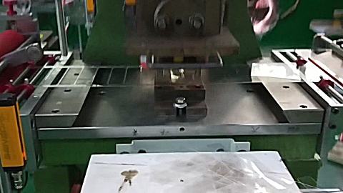 ...模PET模切冲压-东莞YS自动胶片冲床麦拉片模切冲压设备余姚PET冲