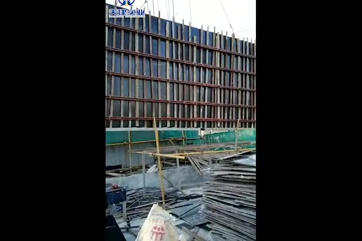 天建实业公司新型剪力墙模板支撑-模板整装技术交底现场