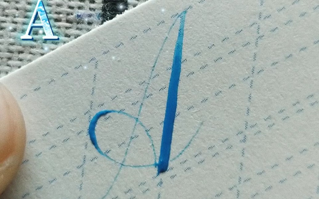 英文书法|ES字母书写Aa