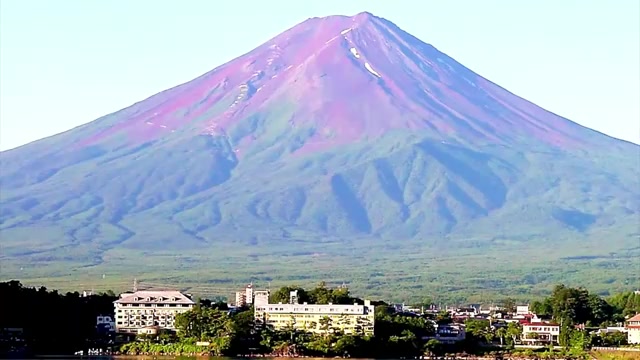 日本突然传来危险消息!富士山喷火口增加近六倍!随时可能喷发!
