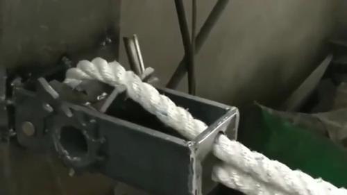 老司机自制的紧绳器,安全性能加大了许多!