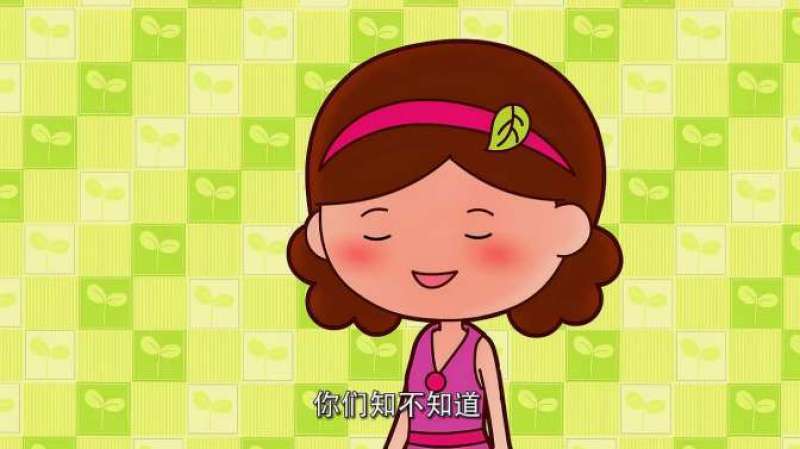 可可小爱:妈妈一说吃水果,孩子们赶紧跑过去,一人拿了一个