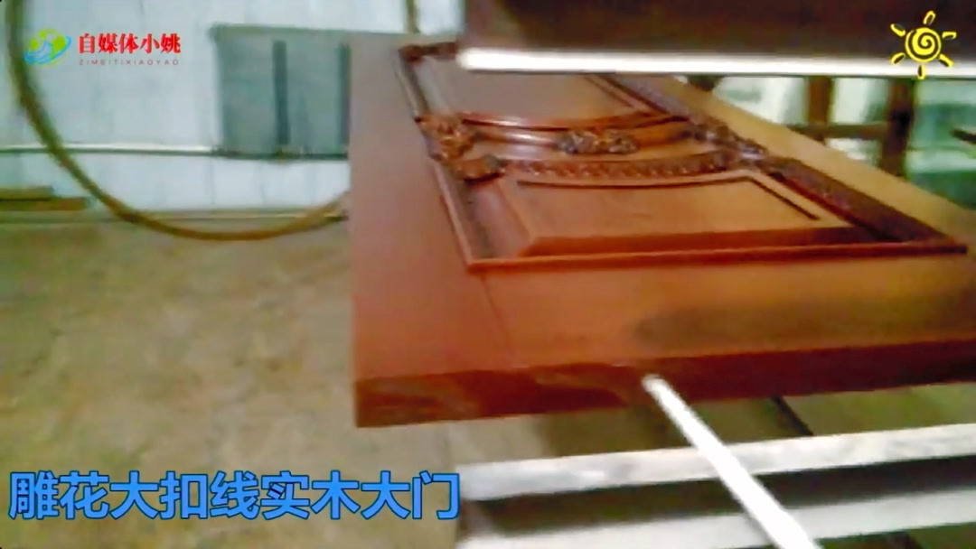 经典大扣线雕花实木大房门,高端大气有档次。适合家装新房装修