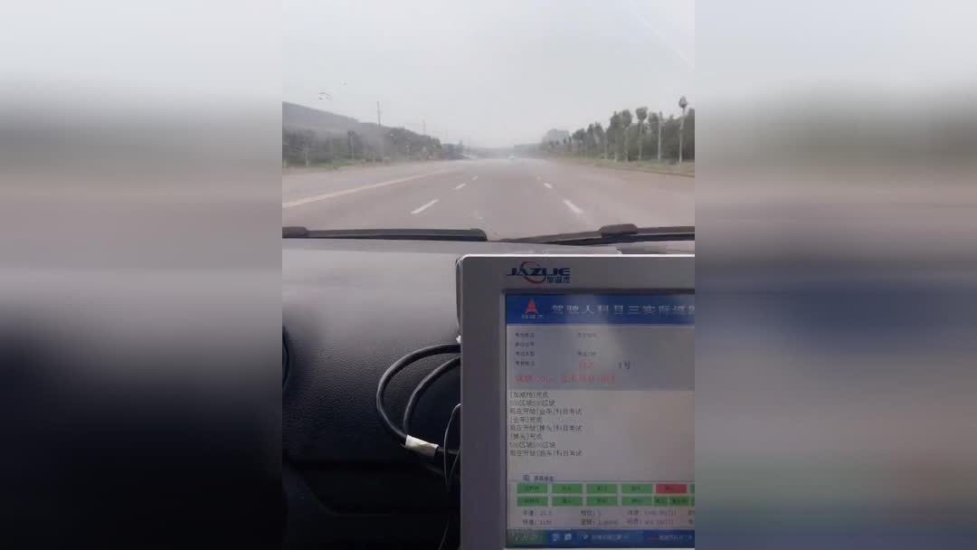 实拍:科目三超车动作,教练车内指导学员实战,操作要领解读,一看就会!