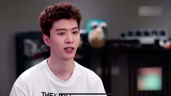 范丞丞林彦俊隔空喊话:微信群应援