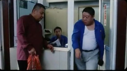 冯巩被单位下放成为管理澡堂子的堂长了