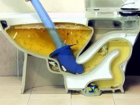 外国治堵神器,别管堵什么一炮就通,马桶塞可以扔了