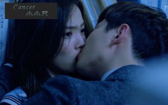 【高甜kiss+船戏】档案室壁咚之吻 男主突然开车 你考虑过女主的感受...