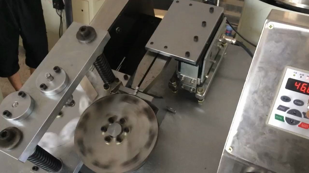 浙江吊顶神器全自动插钉机器-南田自动化