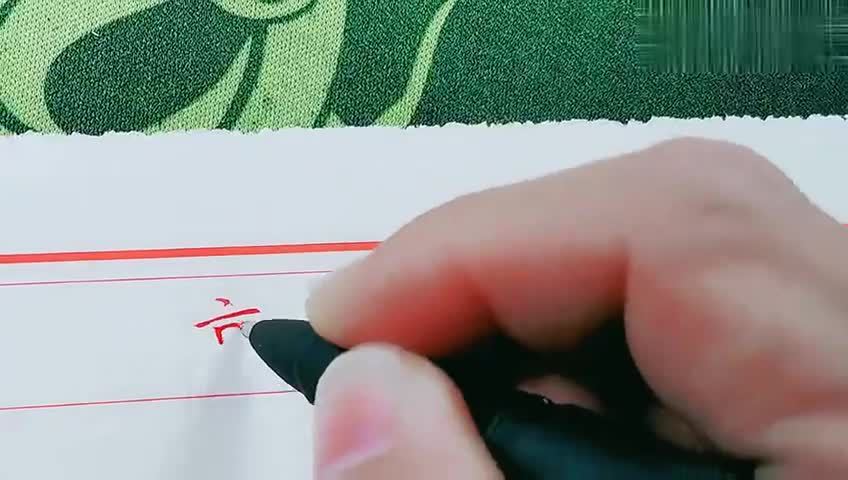 高情商回话:当有人骂你“滚”时,该怎么怼回去?