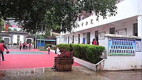 龙潭完小 精准扶贫控辍保学 宣传片