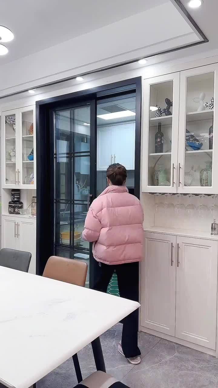 送完孩子返回收拾家务,再去打卡一小时瑜伽,希望每天的坚持会有不...