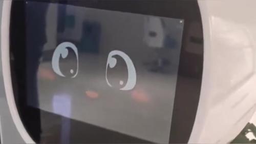 小哥哥命令机器人恢复出厂设置,结果被怼了,对话太逗了