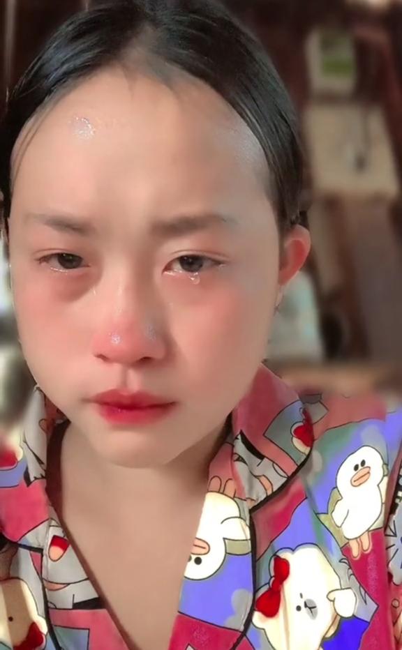 又哭成这样,是猪没饲料了吗?