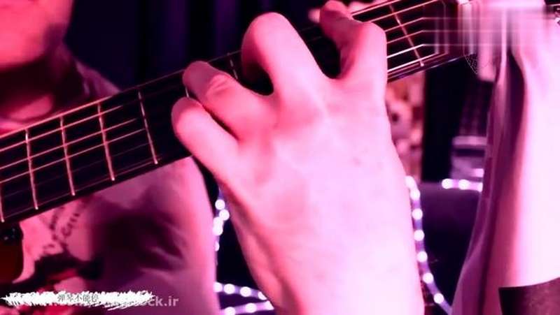 加拿大指弹吉他手Antoine Dufour演奏Overlay,音乐诠释的很完美