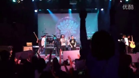 fun肆天海许巍730邮轮演唱会谢幕环节