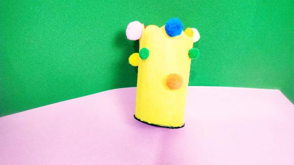 手工创意:姐姐教你做笔筒,简单快捷,美观又实用!