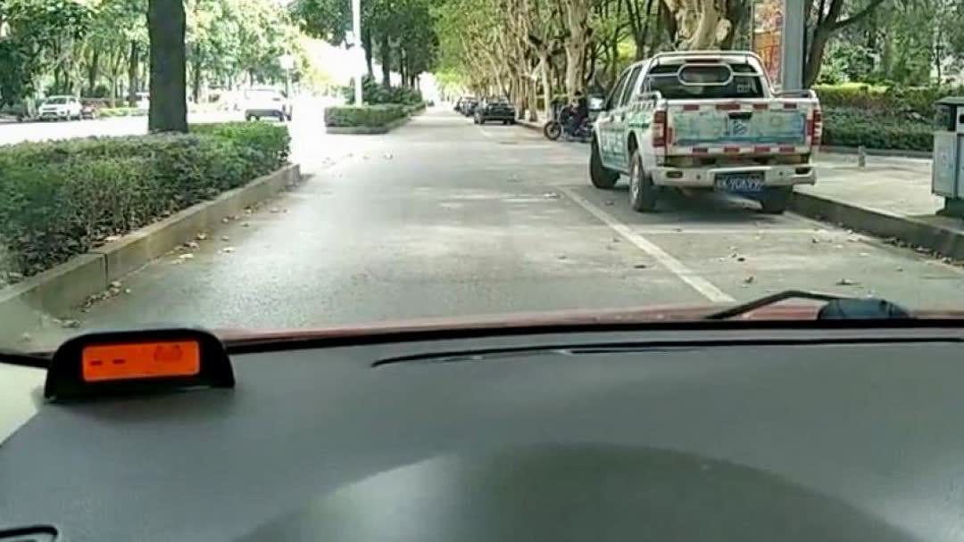 侧方位停车技巧,从此停车不求人,比驾校教的更实用