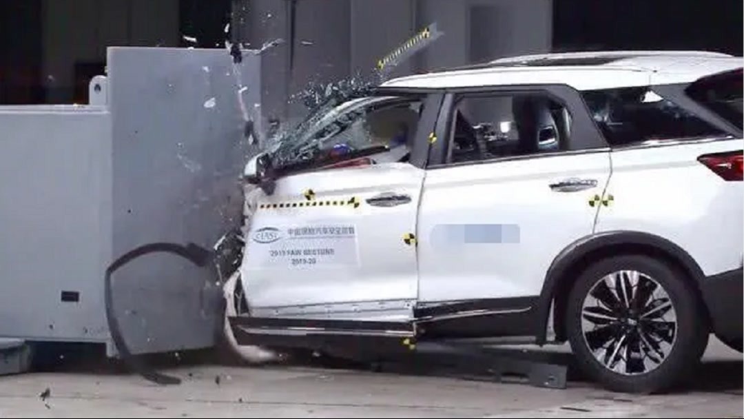 中保研碰撞测试中,安全性最差的4款SUV,第3款还是“销量王者”