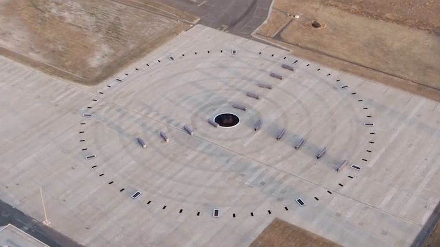 卡车还能模拟时钟运行?24小时不能停歇,秒针司机累到不想说话